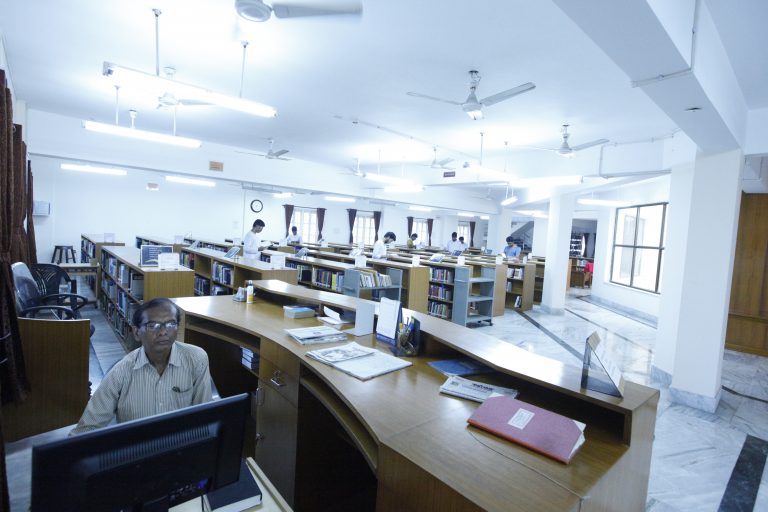 Central Library (Belur) - RKMVERI (Deemed University)